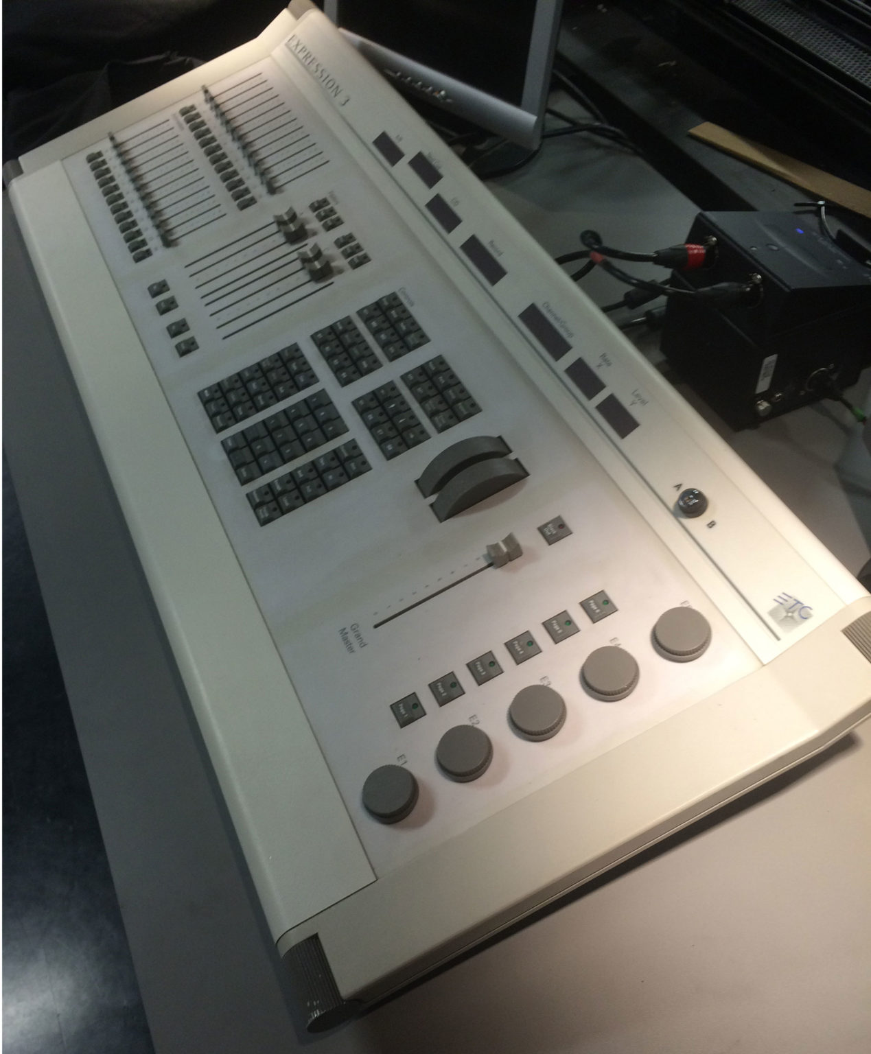 Identify My System - Vincent Lighting Systems